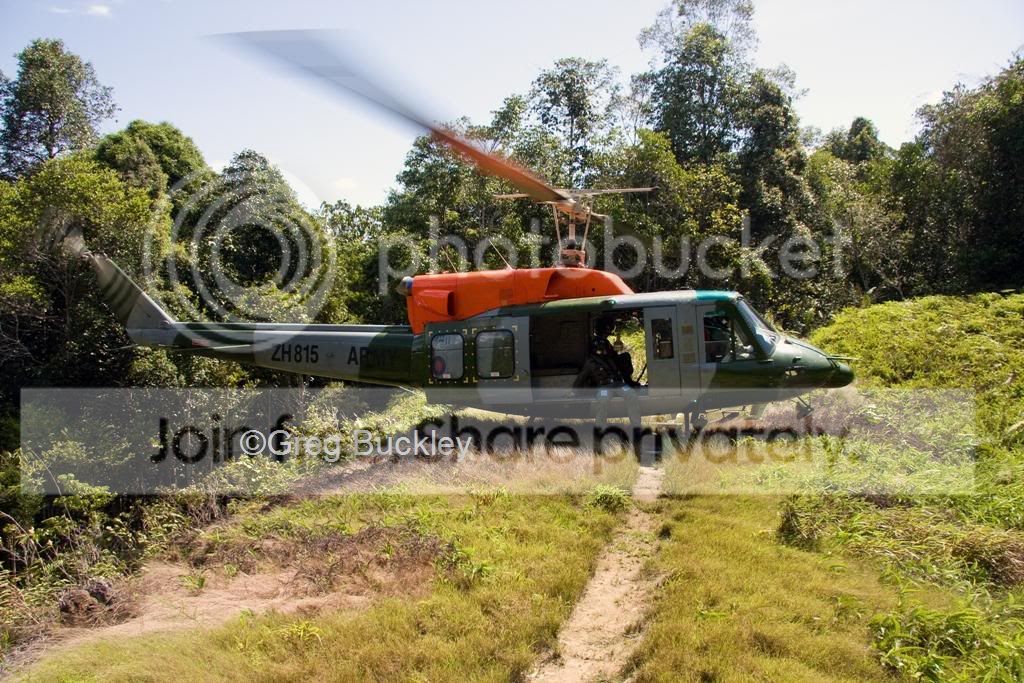 WWW.CRASH-AERIEN.AERO • Crash d'un hélicoptère au Bruneï