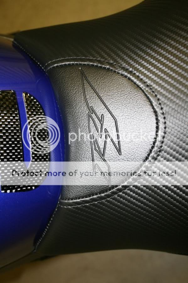 GYTR Seat | Yamaha R1 Forum: YZF-R1 Forums